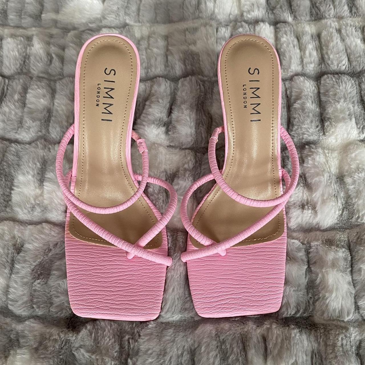 Simmi Women's Pink Mules | Depop