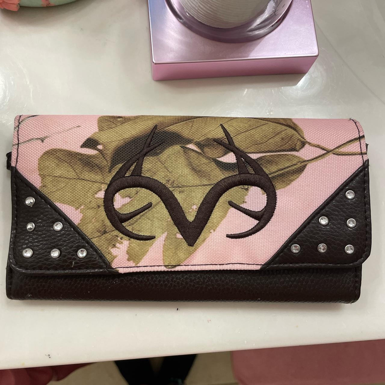 super cute and cunty realtree wallet! features gems,... - Depop