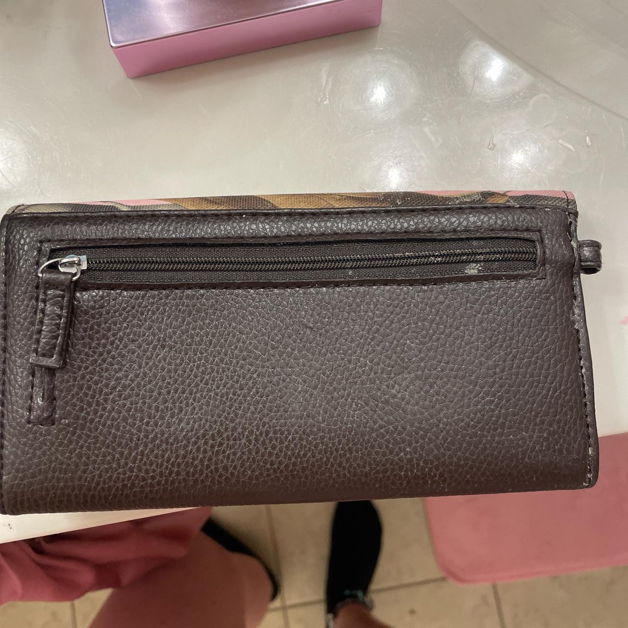 super cute and cunty realtree wallet! features gems,... - Depop