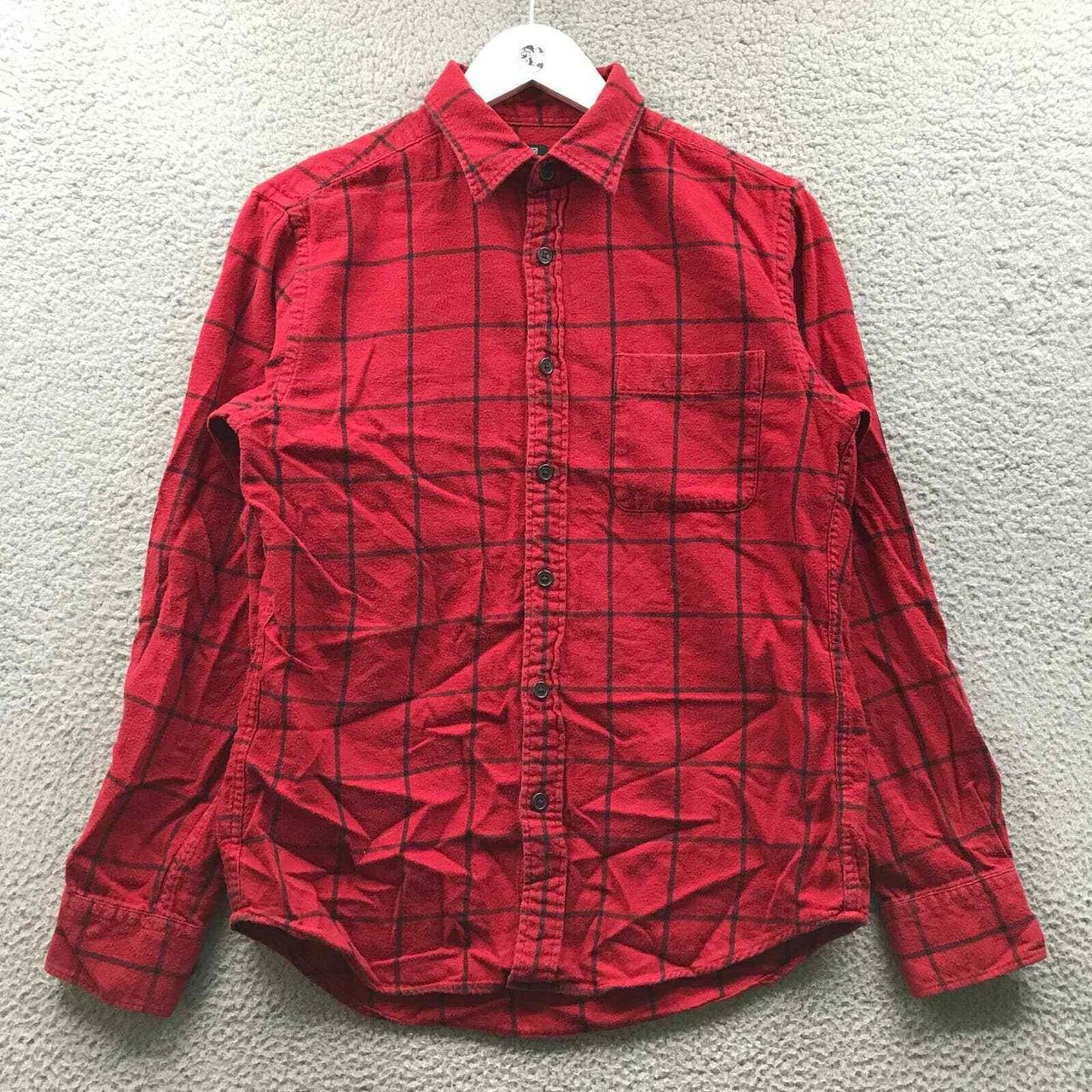 Uniqlo Grid Flannel Button Up Shirt Men's Small S... - Depop
