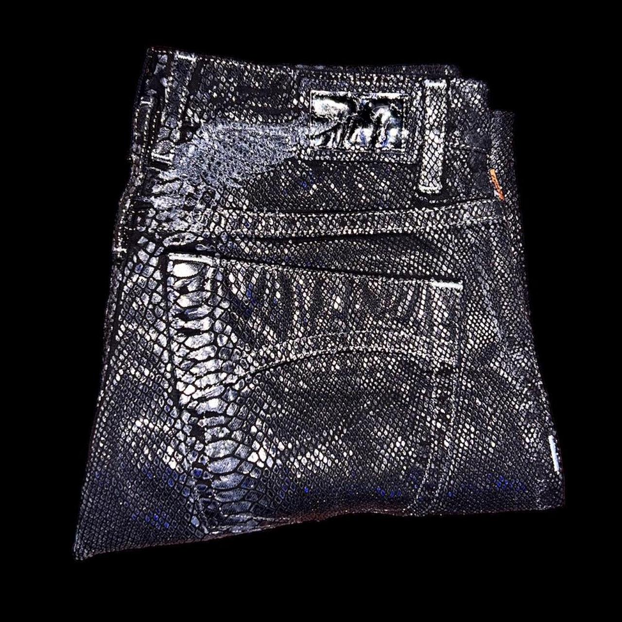 Robins snake skin straight leg 🐍 💎 Send offers... - Depop