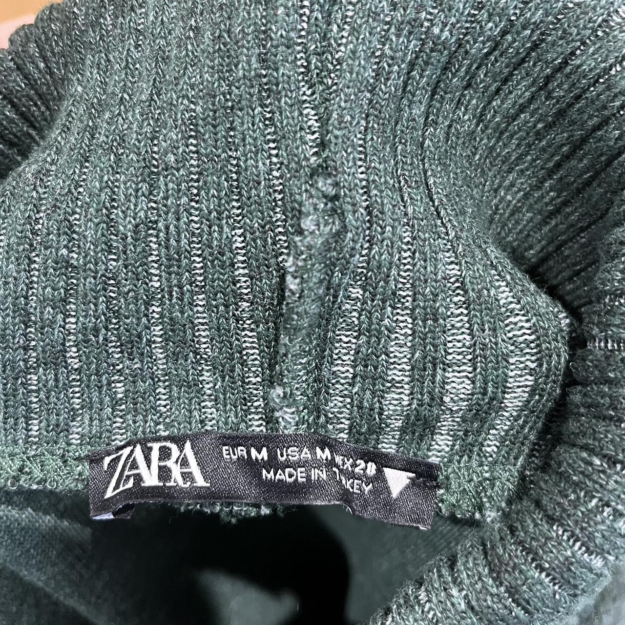 Zara funnel neck, armless sweater, size M - Depop