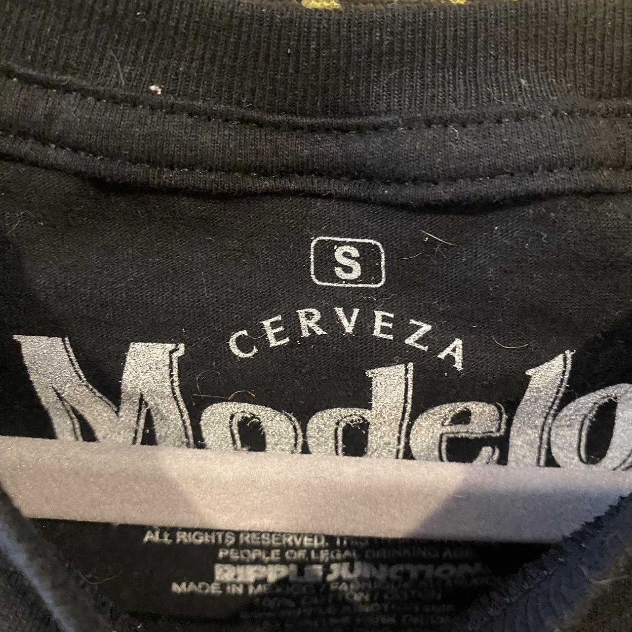New modelo shirt wore it once not the fit I... - Depop