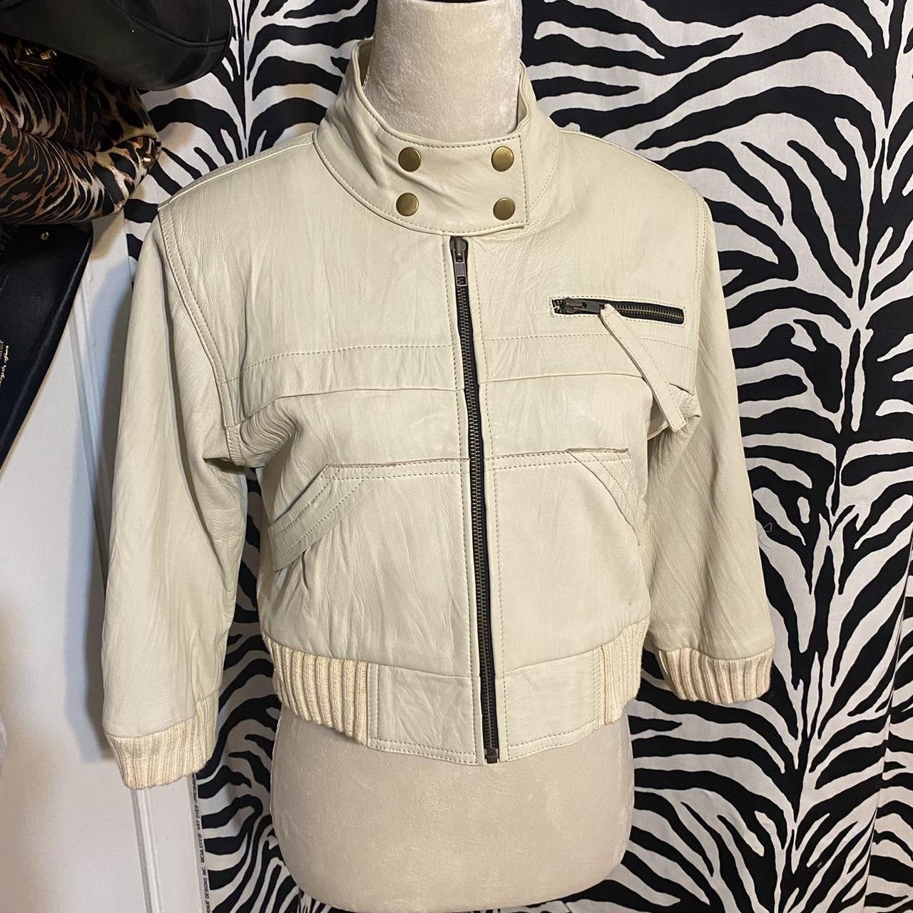 Women's Cream Jacket | Depop