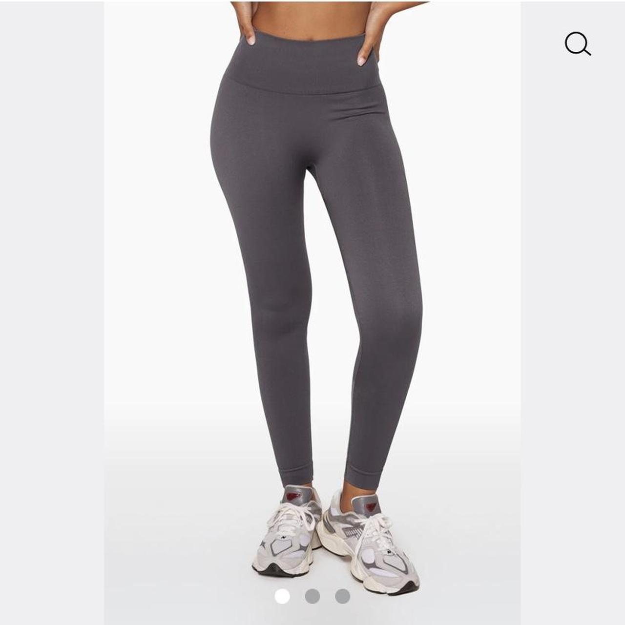 set active leggings in pebble (gray) size medium... - Depop