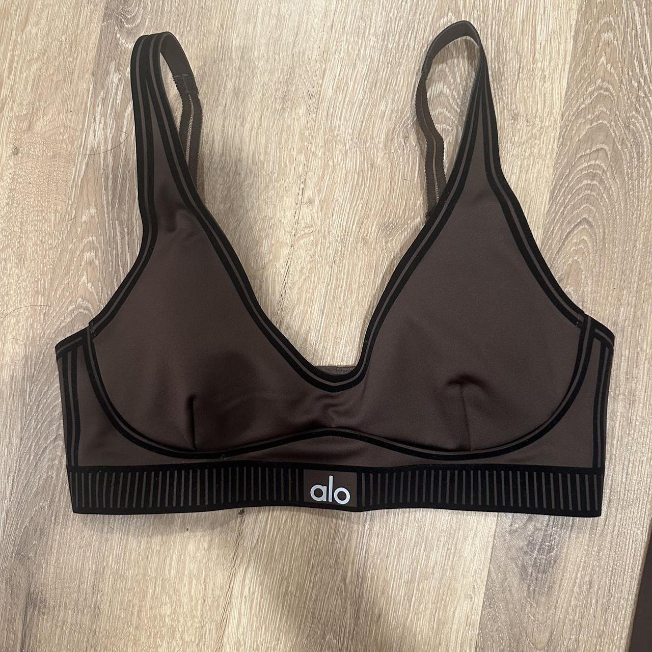 Airlift Alo bra Size small (fits A-B cup) Never worn - Depop