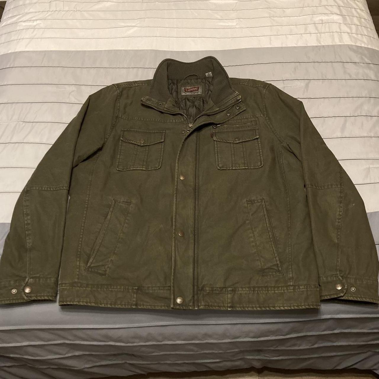 XL Levi’s outdoorsman jacket - Depop