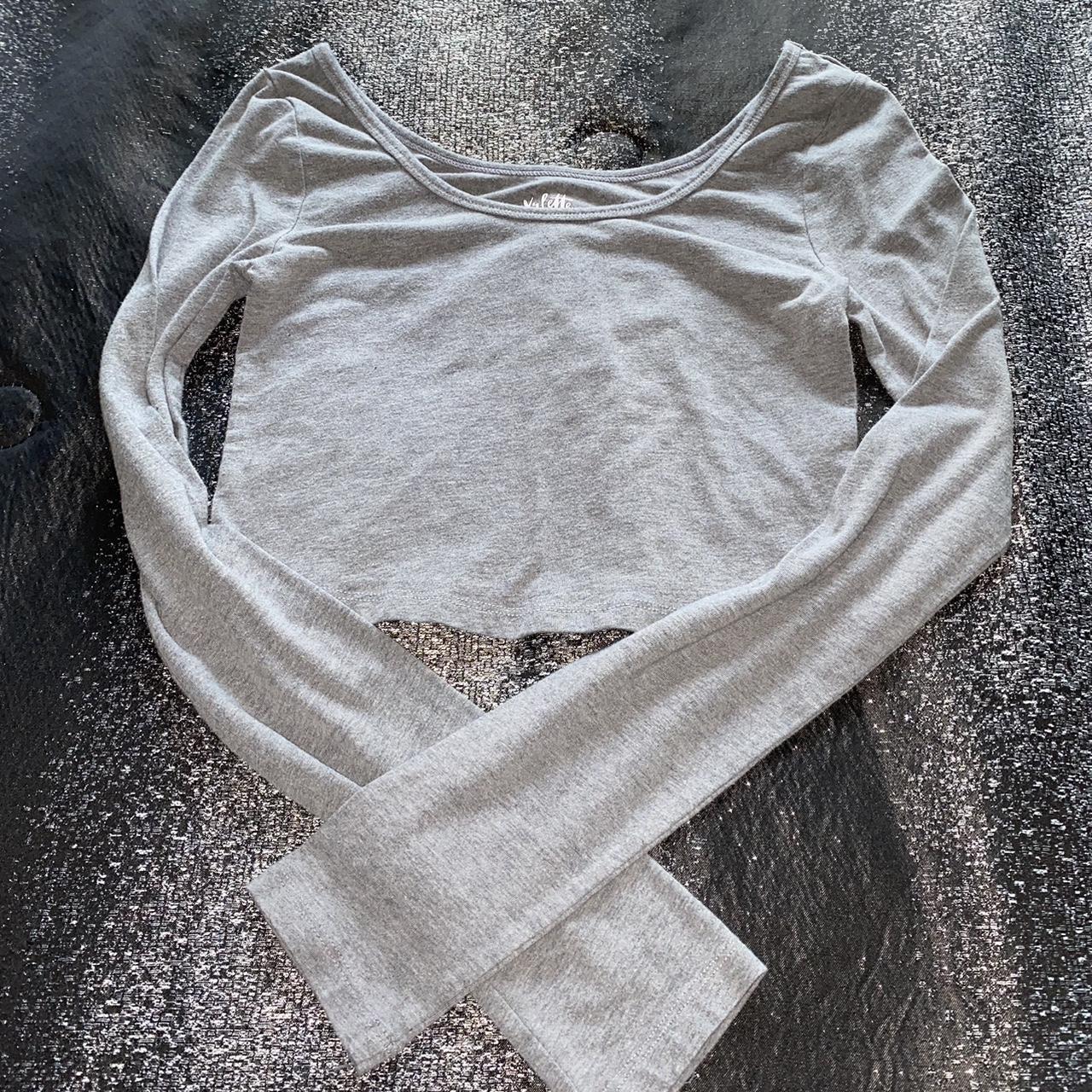 Women's Grey Crop-top | Depop