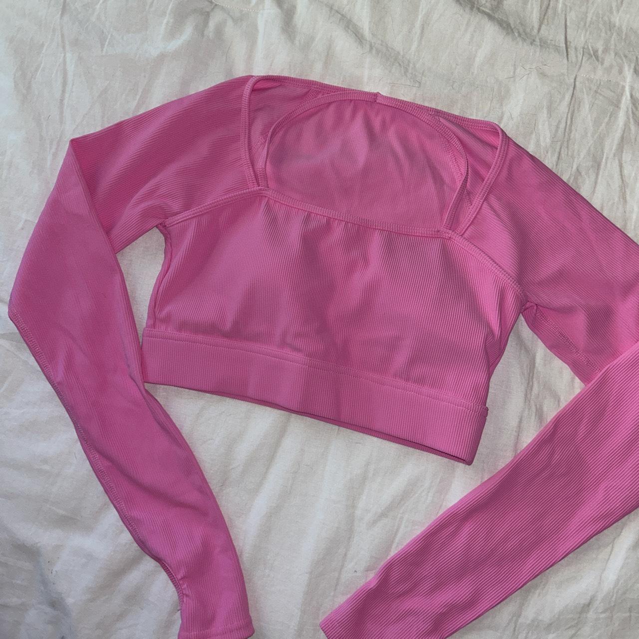 Halara bubble gum pink workout top Love this too... - Depop