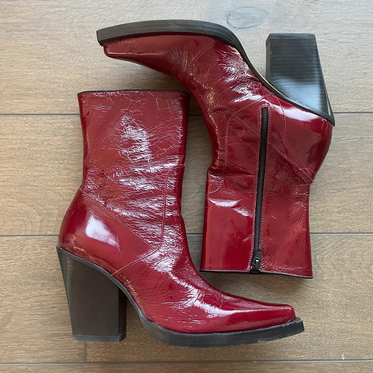 Women's Red and Black Boots | Depop