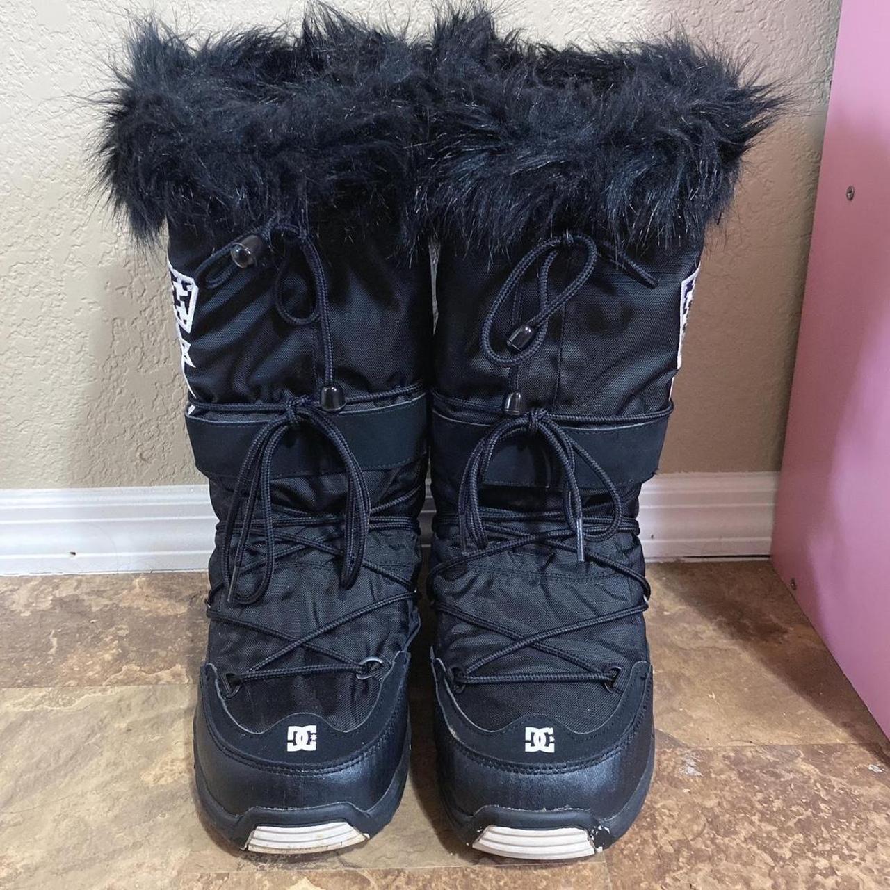 REPOP!!! black dc snow boots - size medium / us 6 -... - Depop