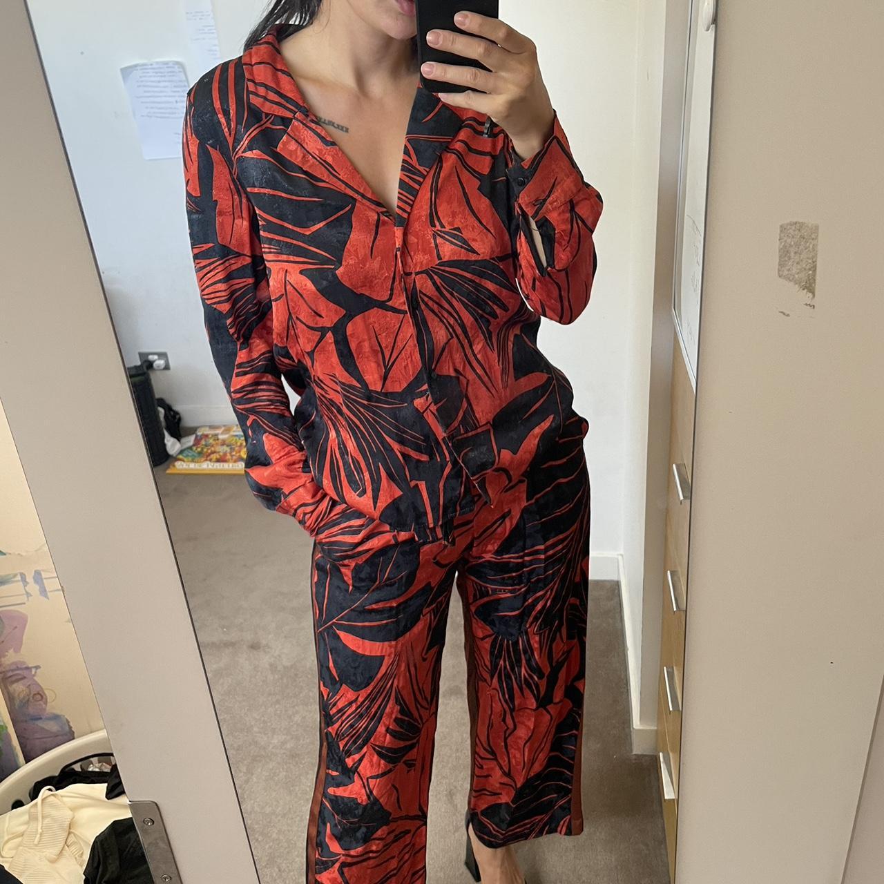 SELING THIS ZARA PJ SET Purchased frok EUROPE - Depop