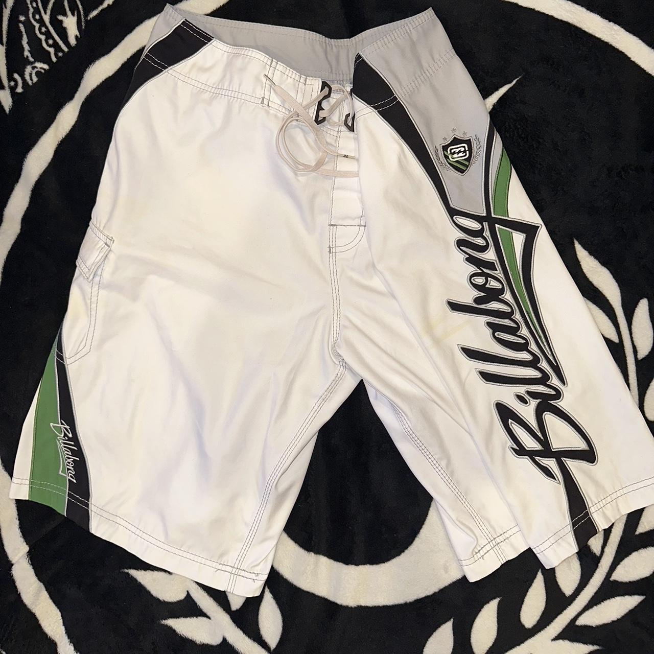 Billabong Y2K boardies lad (boardshorts) - Depop