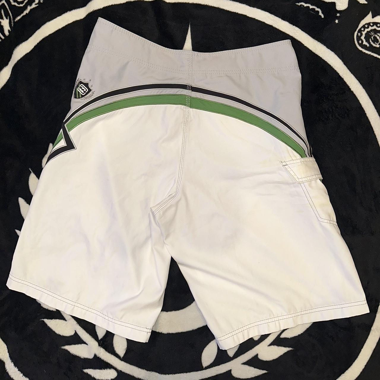 Billabong Y2K boardies lad (boardshorts) - Depop