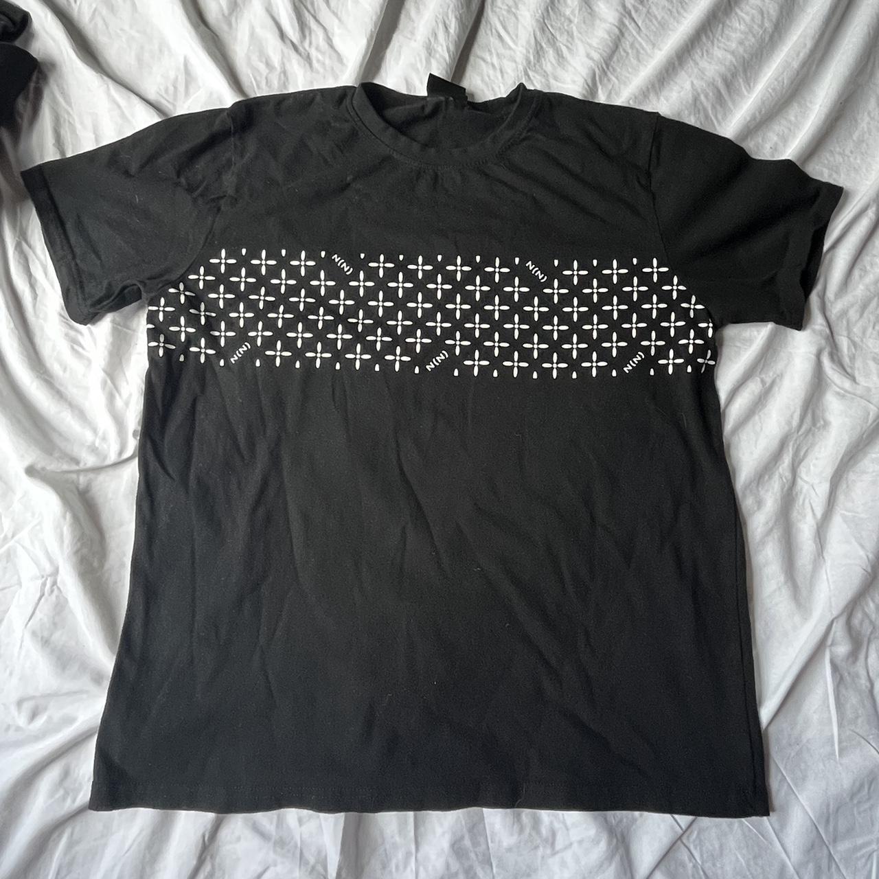 number nine marlboro tee size f (fits me perfect and... - Depop