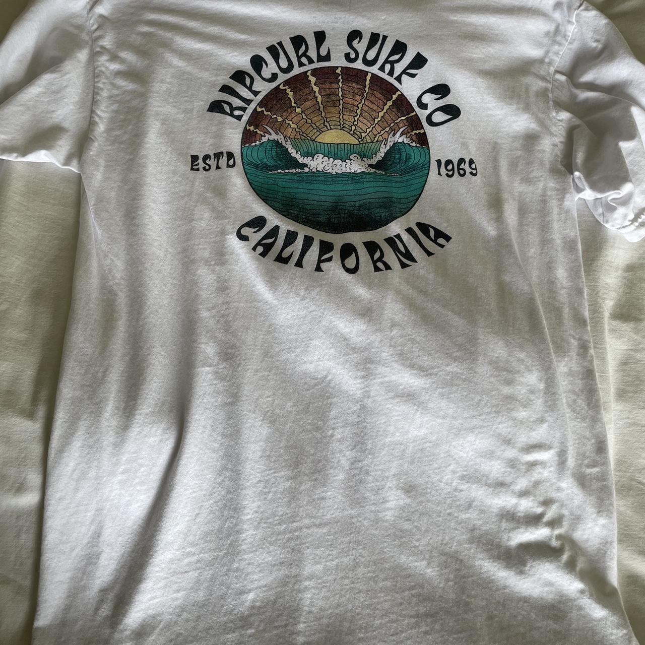 Rip Curl Men's White T-shirt | Depop