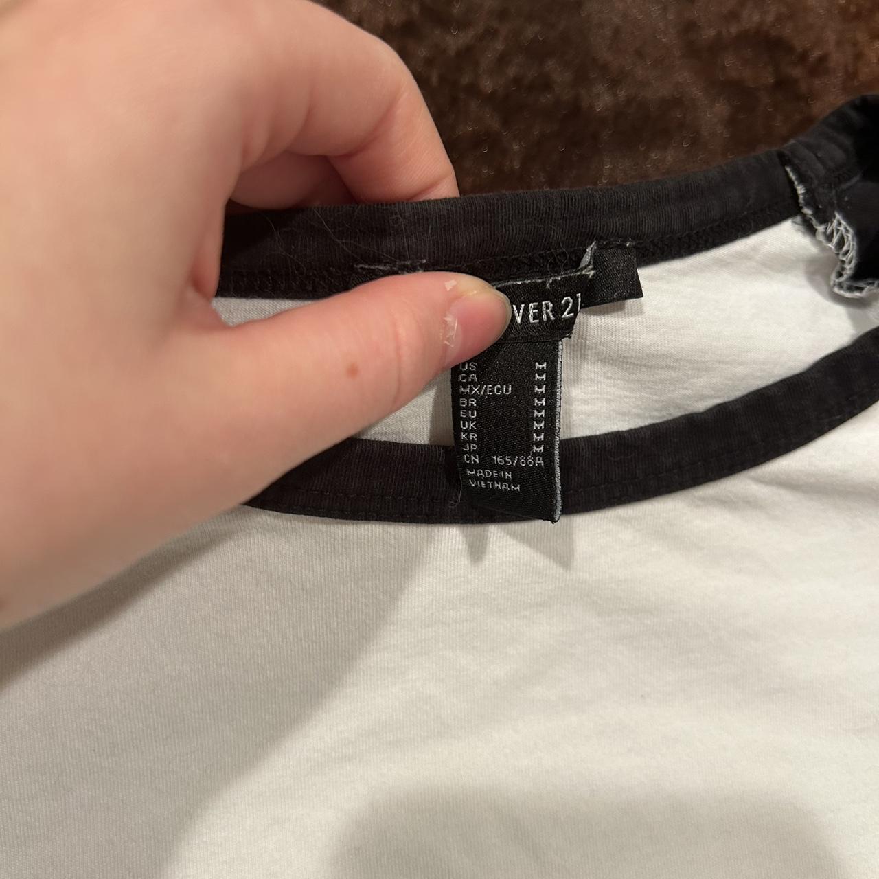 Black and white cropped baseball tee #croptop | Depop