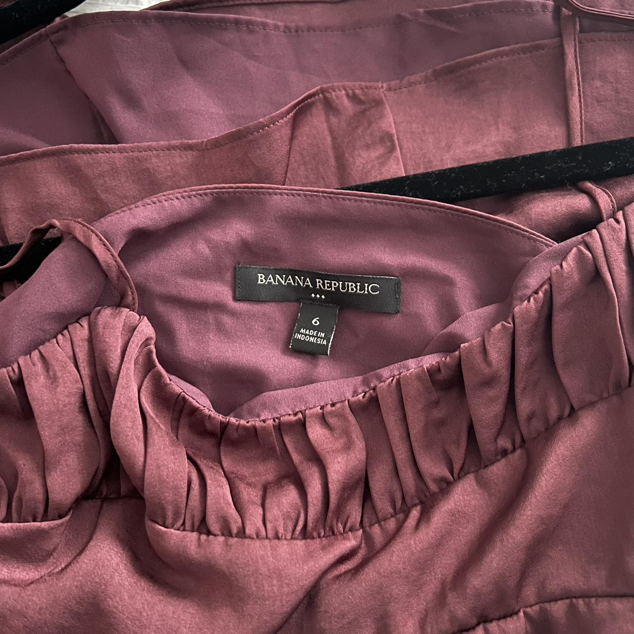 Super cute red strap tank top brim banana republic... - Depop