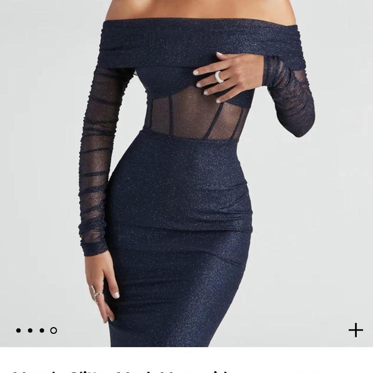 Long Navy Blue Hoco Dress I Included Pictures From Depop