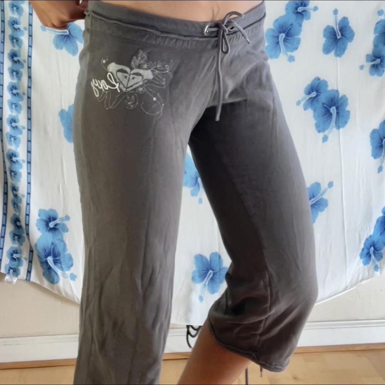 Vintage Roxy capri sweatpants. y2k surfer girl. Low... - Depop