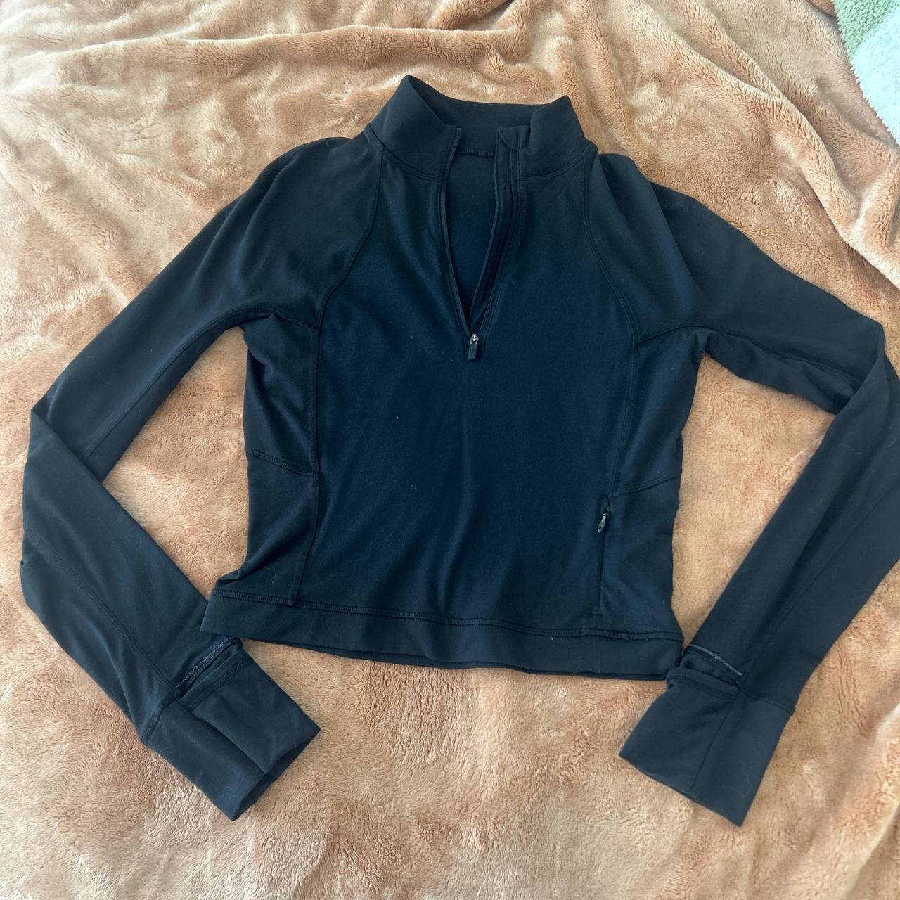 Lululemon Cropped Quarter Zip, size 6. Super soft... - Depop