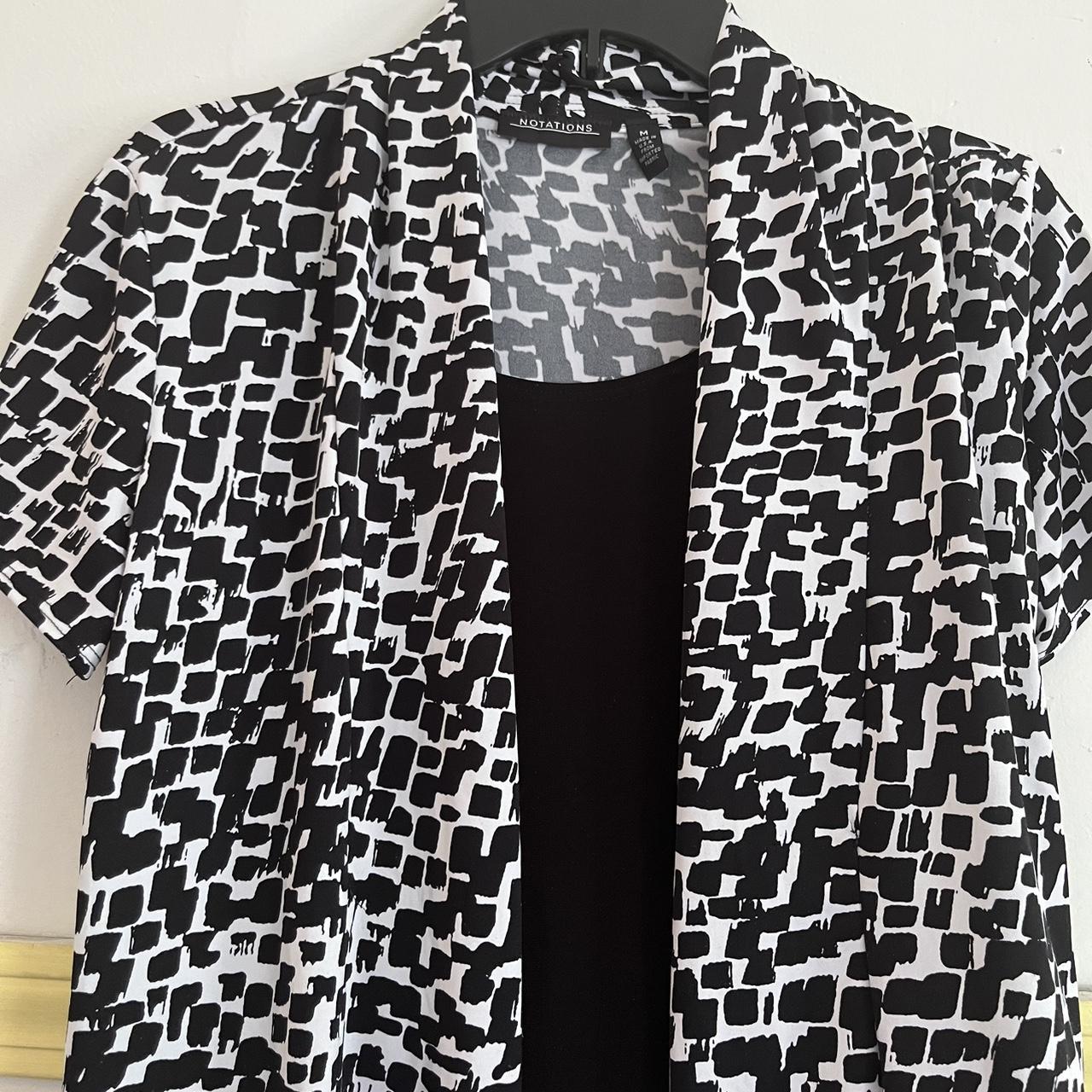 Notations Women's Black and White Vest | Depop