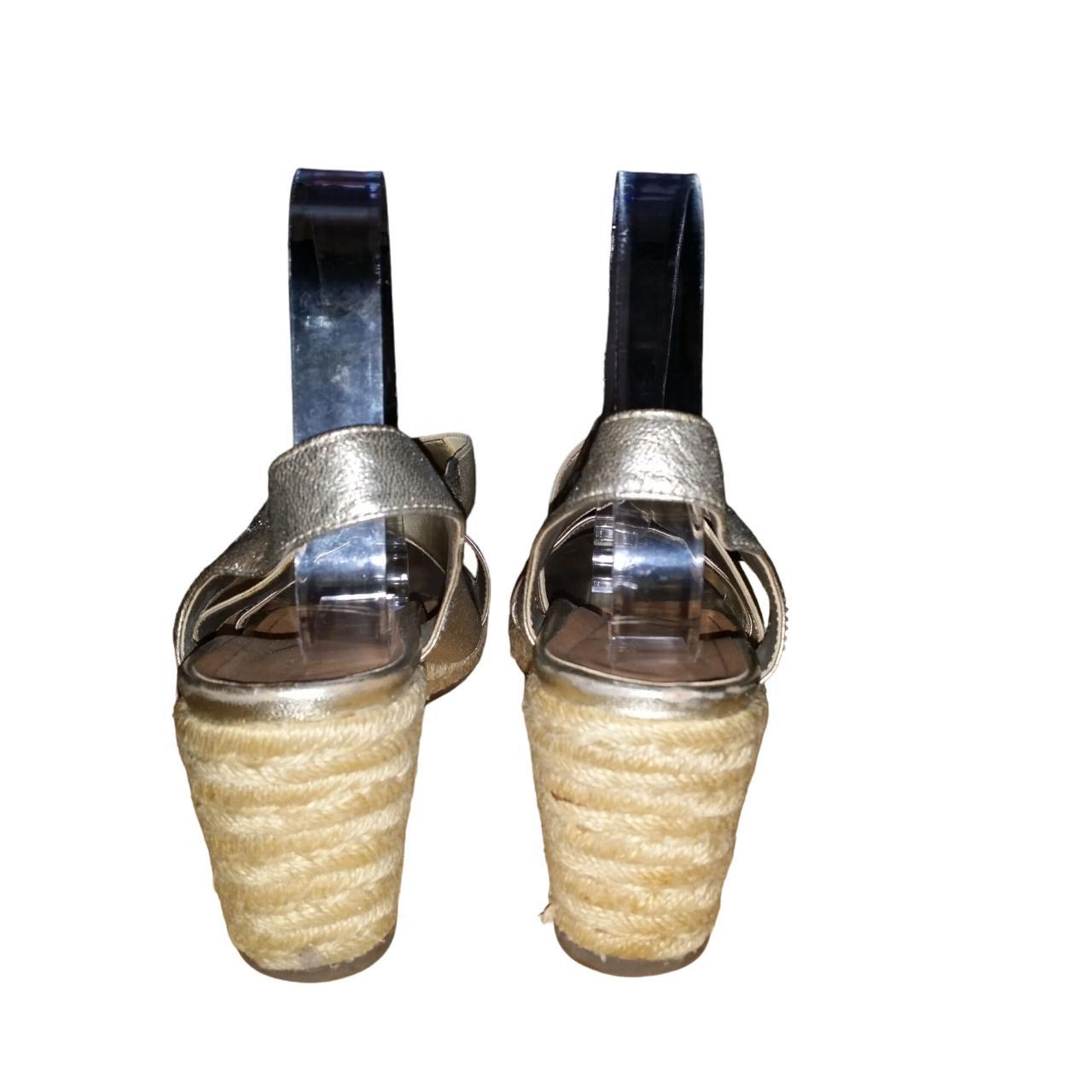 Vionic Ansleigh Wedges Women Sz 8 Gold Espadrille... - Depop