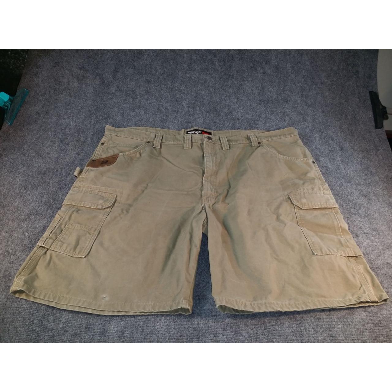 Wrangler Riggs Workwear Cargo Shorts Men Sz 48 Rip... - Depop