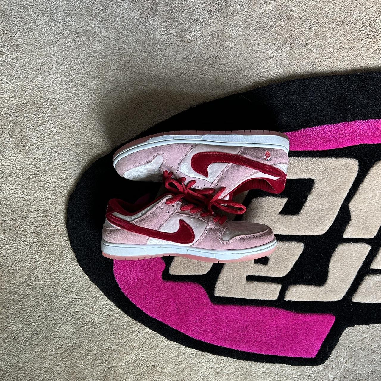 (rep) Strangelove x Nike Dunk SB valentine’s day... - Depop
