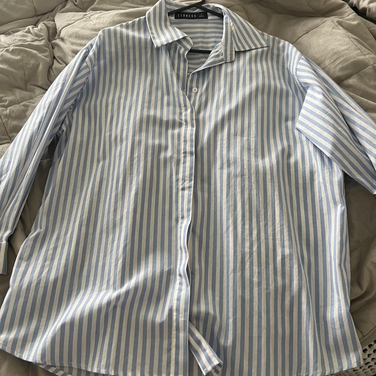 Lioness Boyfriend Shirt Blue Size small Only worn once - Depop