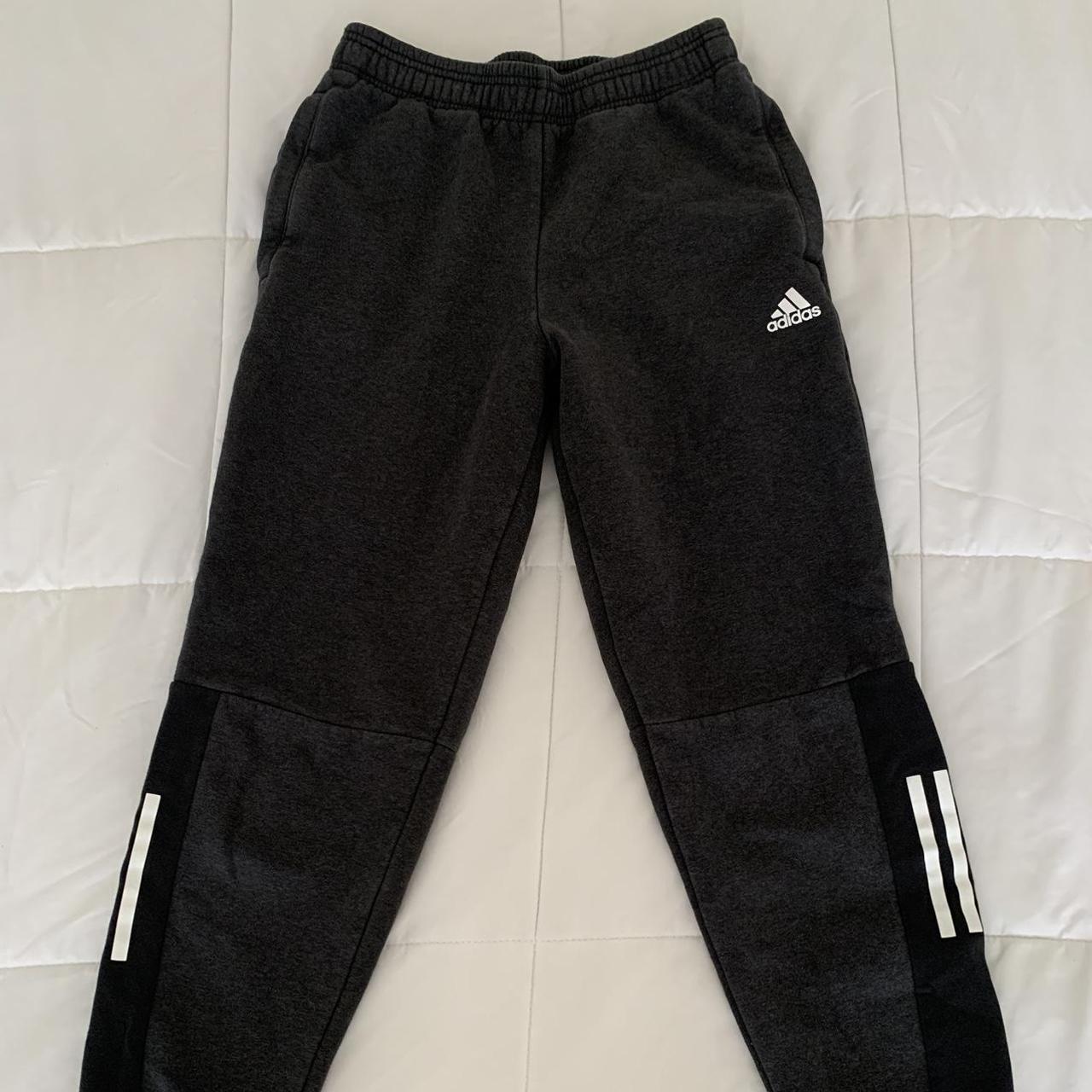 Adidas sweat pants, joggers. size small. wore a few... - Depop