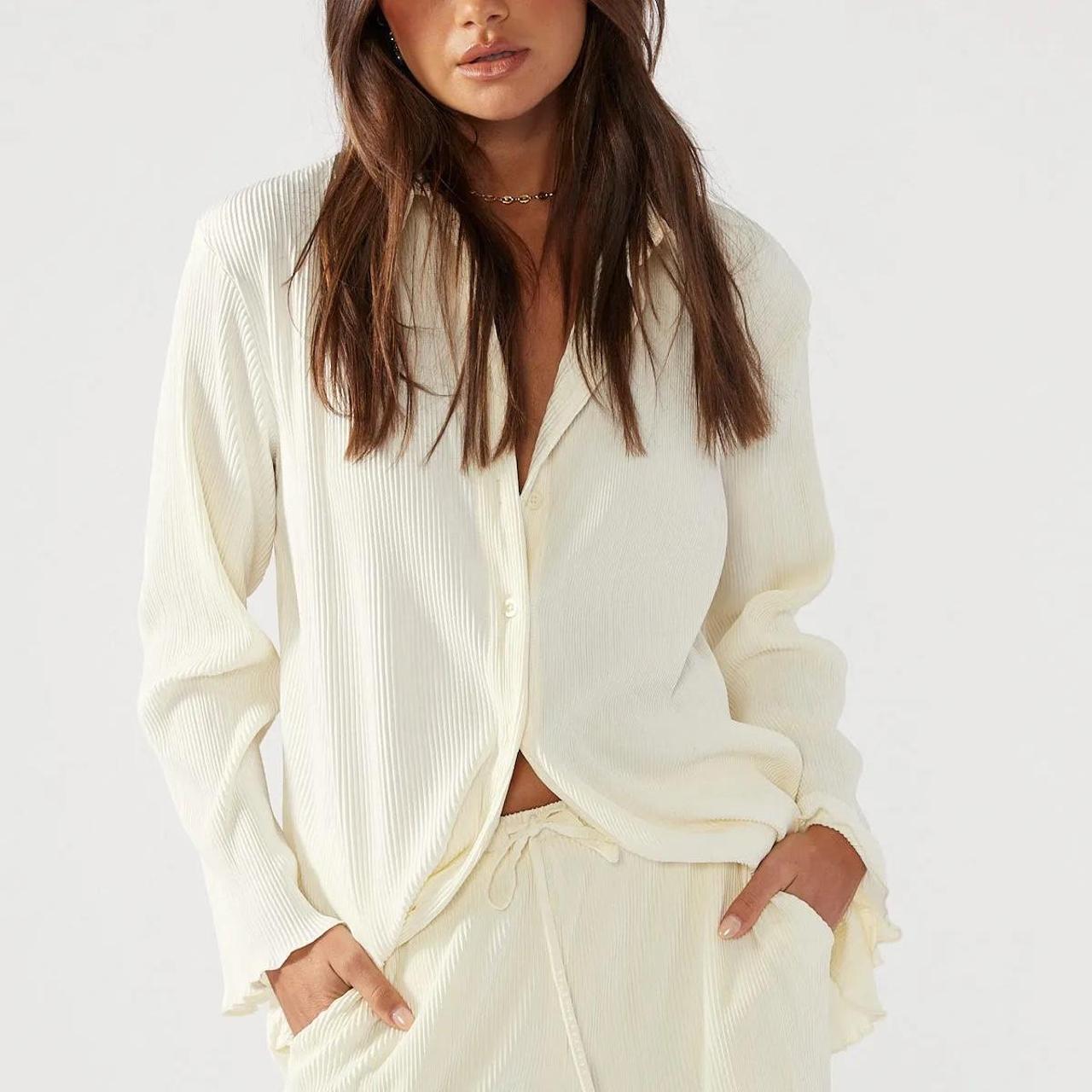 Perfect stranger shirt RPP: $100 . . . #vintage... - Depop