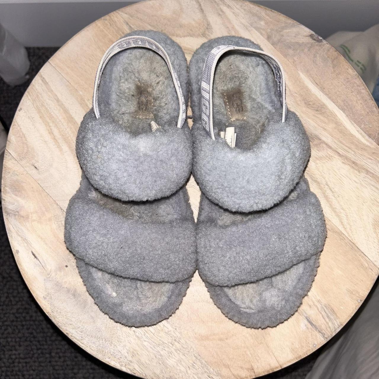 UGG SLIDES Hardly been worn 🌟 Size 7 Willing to... - Depop