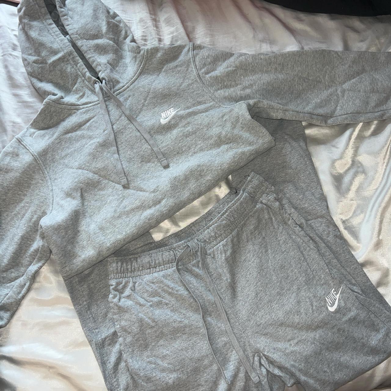 Nike grey sweat suit set Hoodie & pants size small - Depop