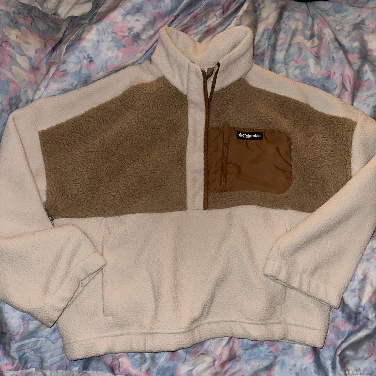 Taupe fuzzy Columbia jacket - Depop