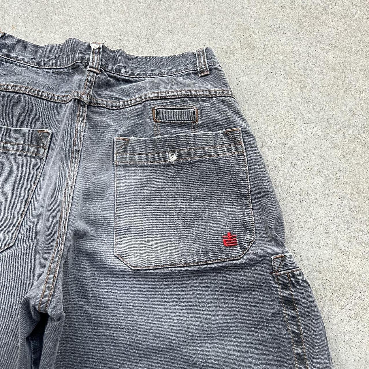 Y2K baggy shorts Fit baggy skater vibe have the... - Depop