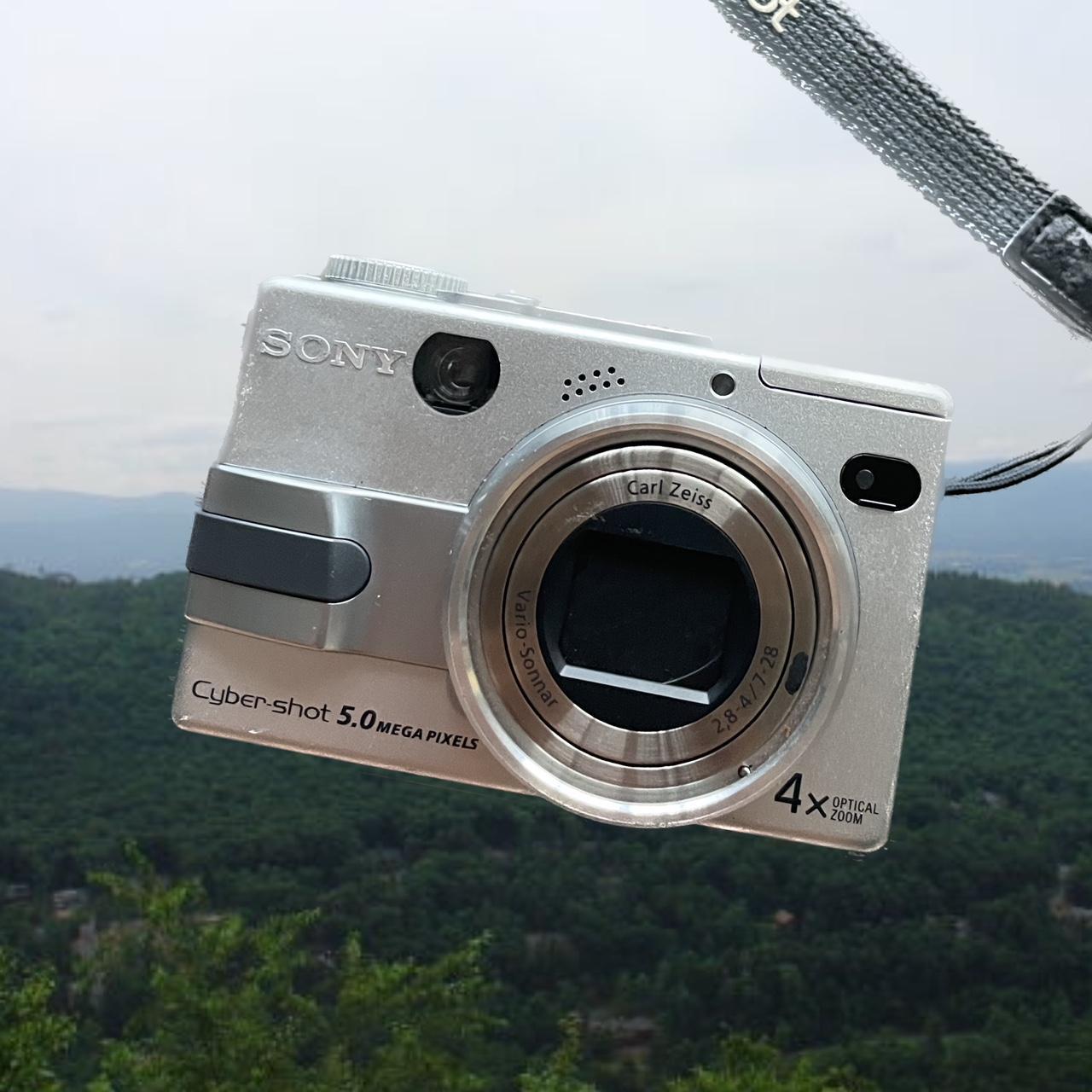 Sony DSC-V1 Cyber-shot 5.0 MP Digital Camera 4x... - Depop