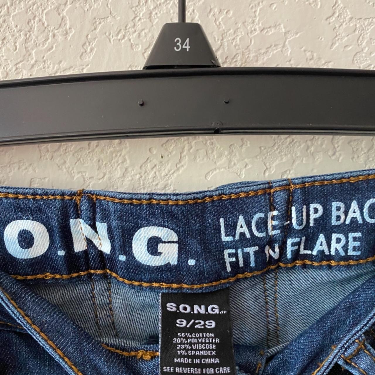 BRAND NEW super cute lace up dark was flare jeans (29”) - Depop