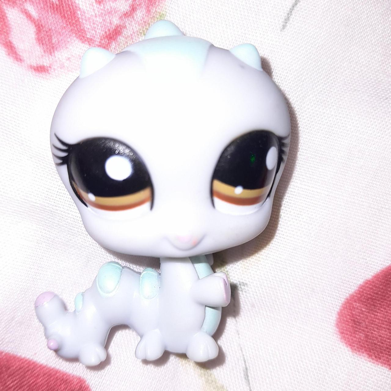 Littlest pet shop caterpillar in excellent... - Depop