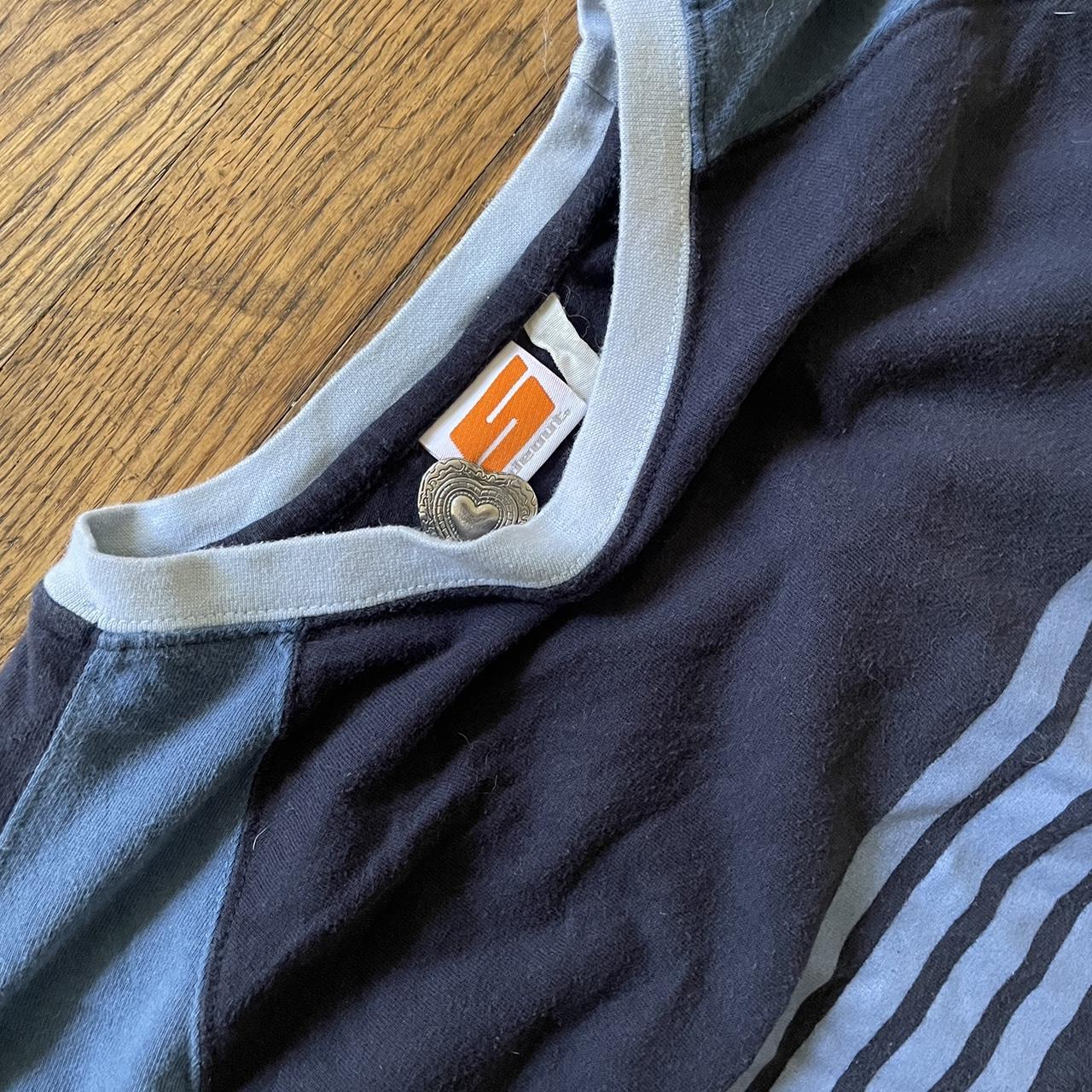 early 2000’s Sideout longsleeve men’s L - Depop