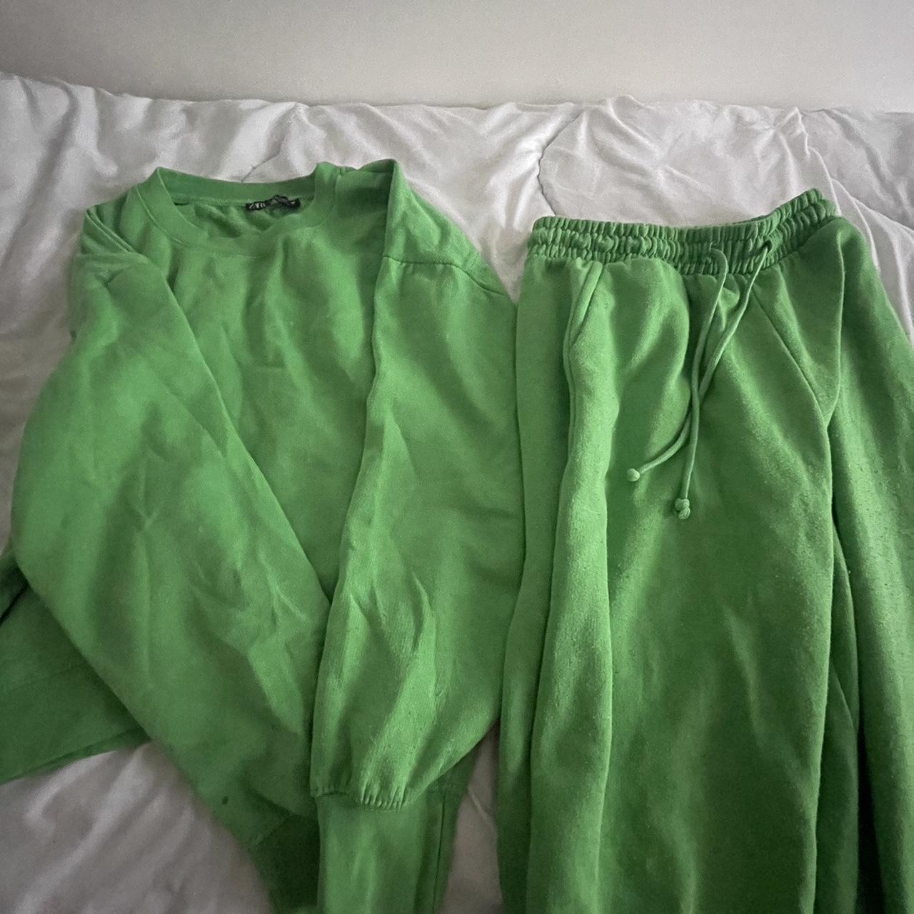 green zara tracksuit💚 both size s RRP £30 worn a... - Depop