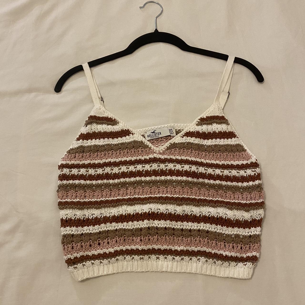 Hollister knitted top Extra small but fits a... - Depop