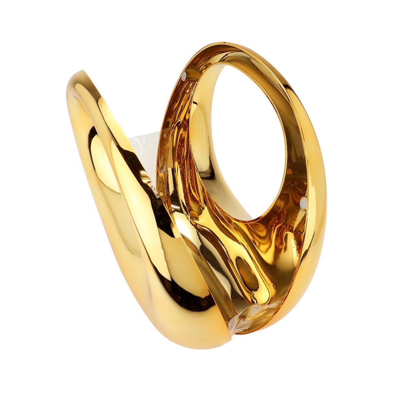 💛🌙 💛GORGEOUS GOLD MOON SHAPE BAG💛🌙 💛 Be whimsical... - Depop