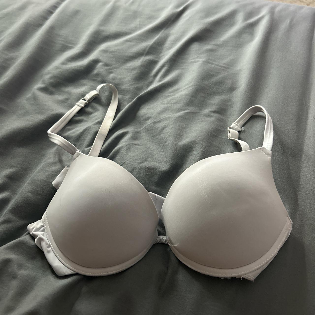 white push up bra from shein, size 75C (34C), worn a... - Depop