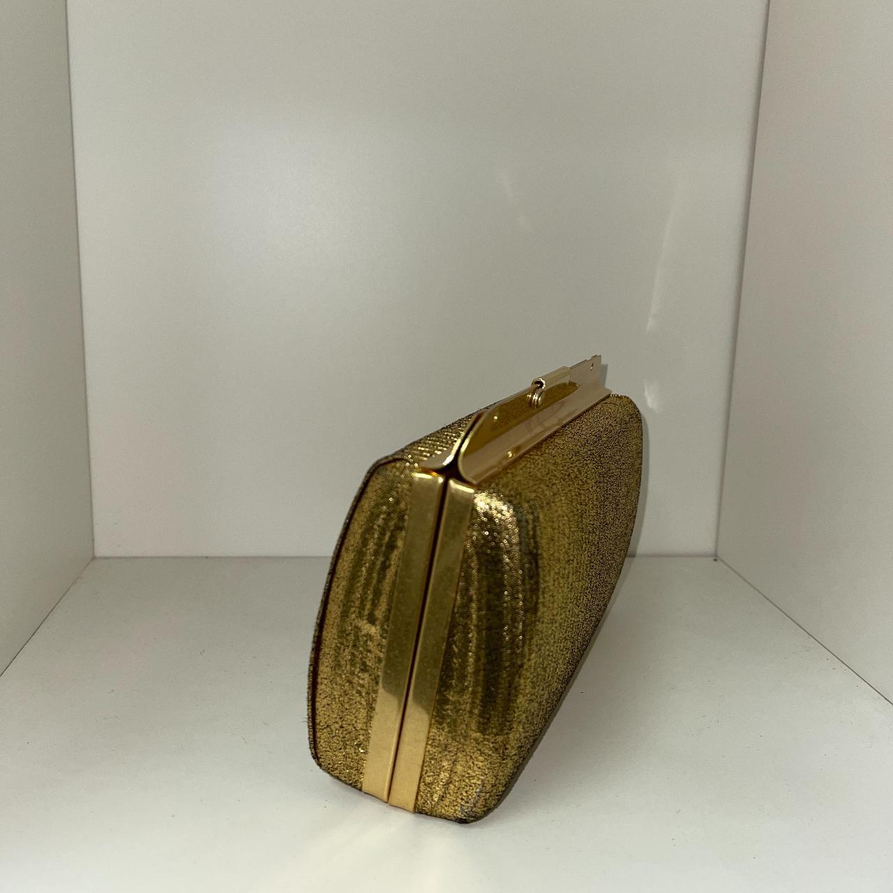 Zara hard shell bag with long strap included - Depop