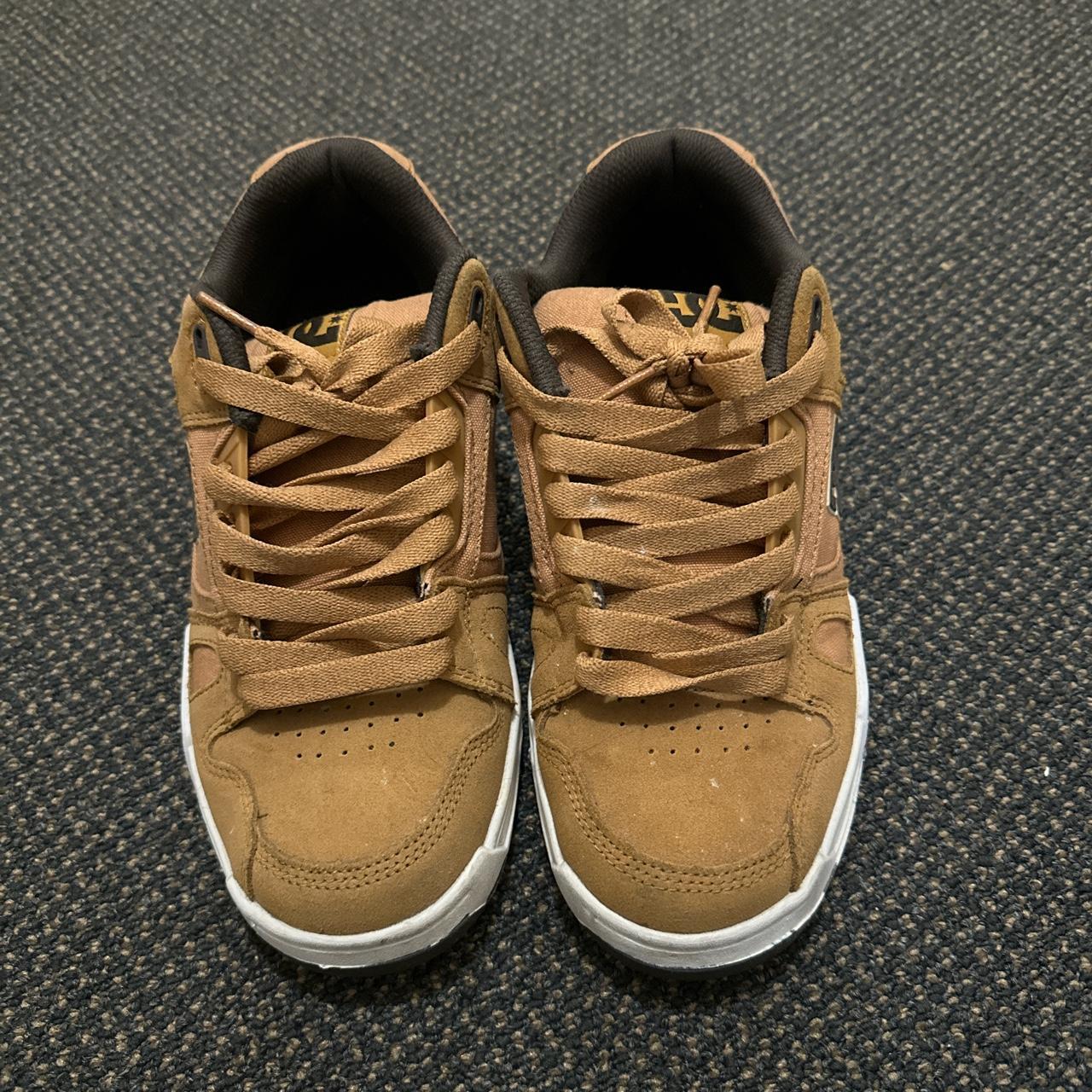 Light brown suede DC shoes #DC Shoes - Depop