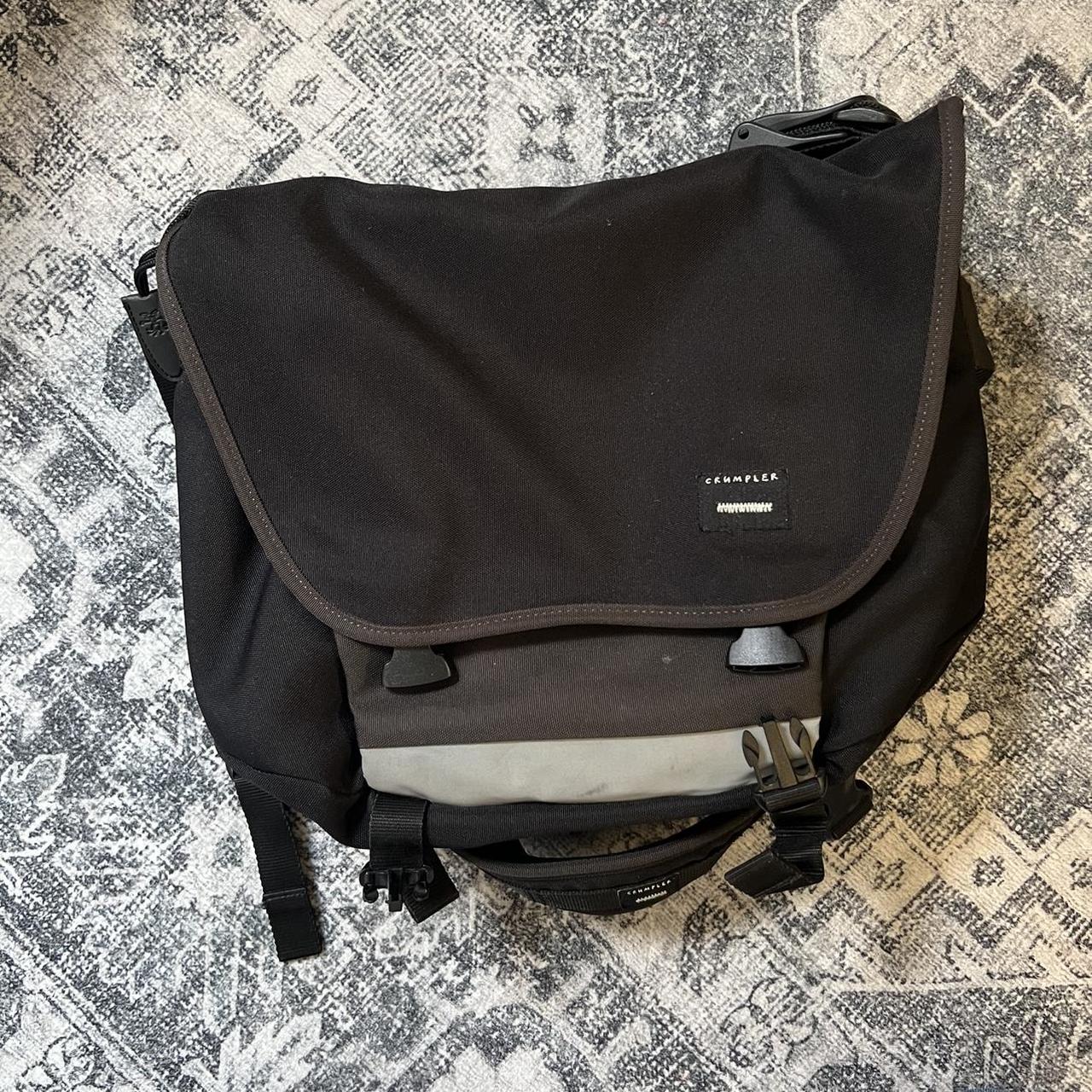 Y2k vintage Crumpler messenger bag, Reflective can... - Depop