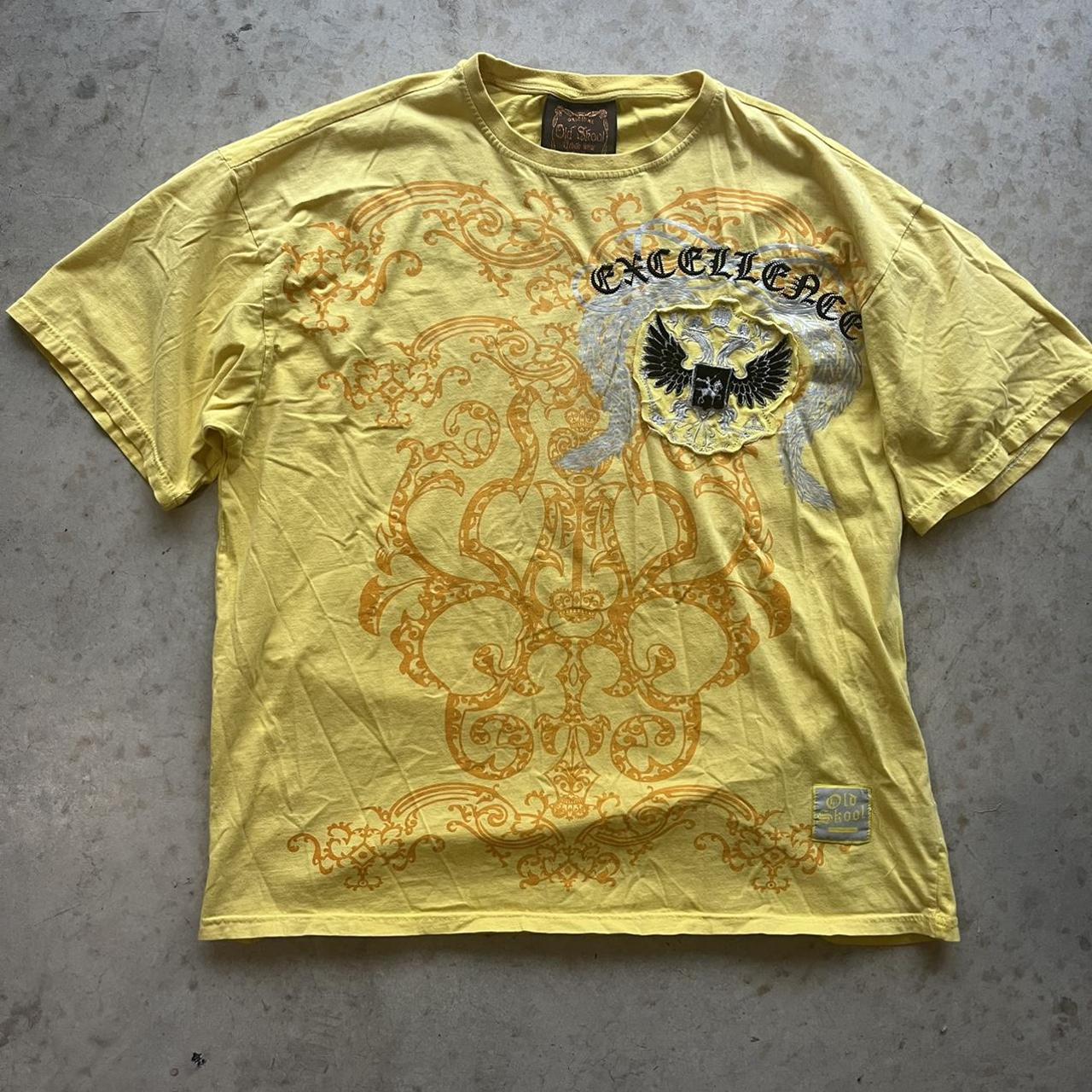 SUPER COOL Y2K TEE WITH AMAZING COLORS AND SICK... - Depop