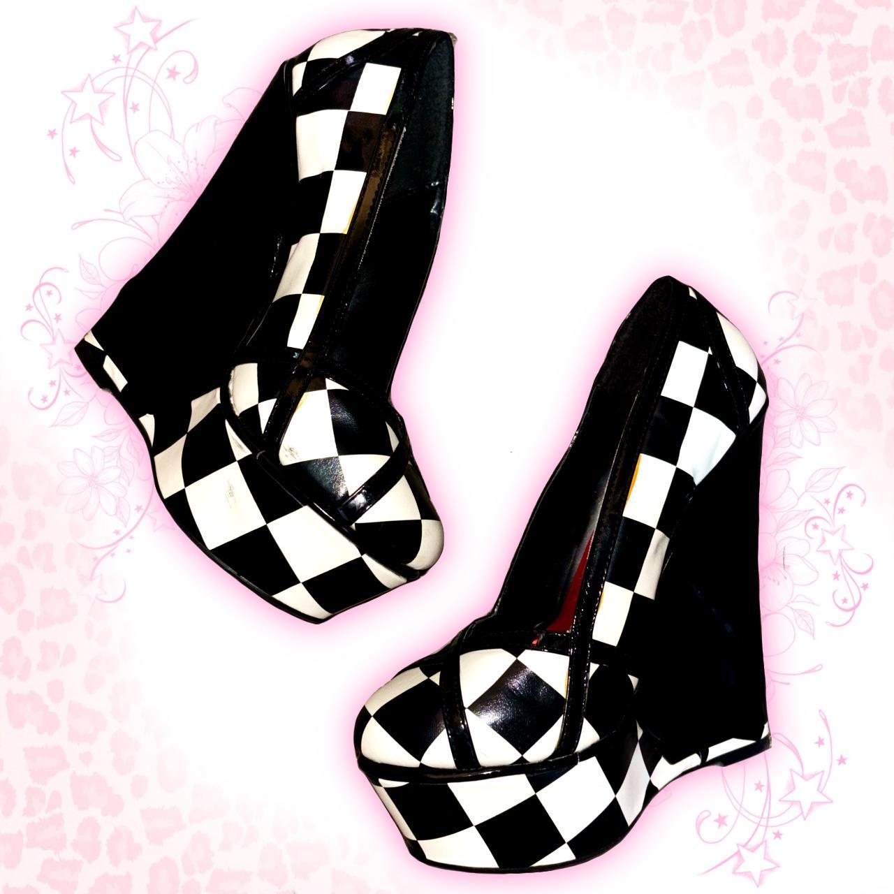 Y2k checkered shiekh wedges ️ Super cute retro vibe... | Depop