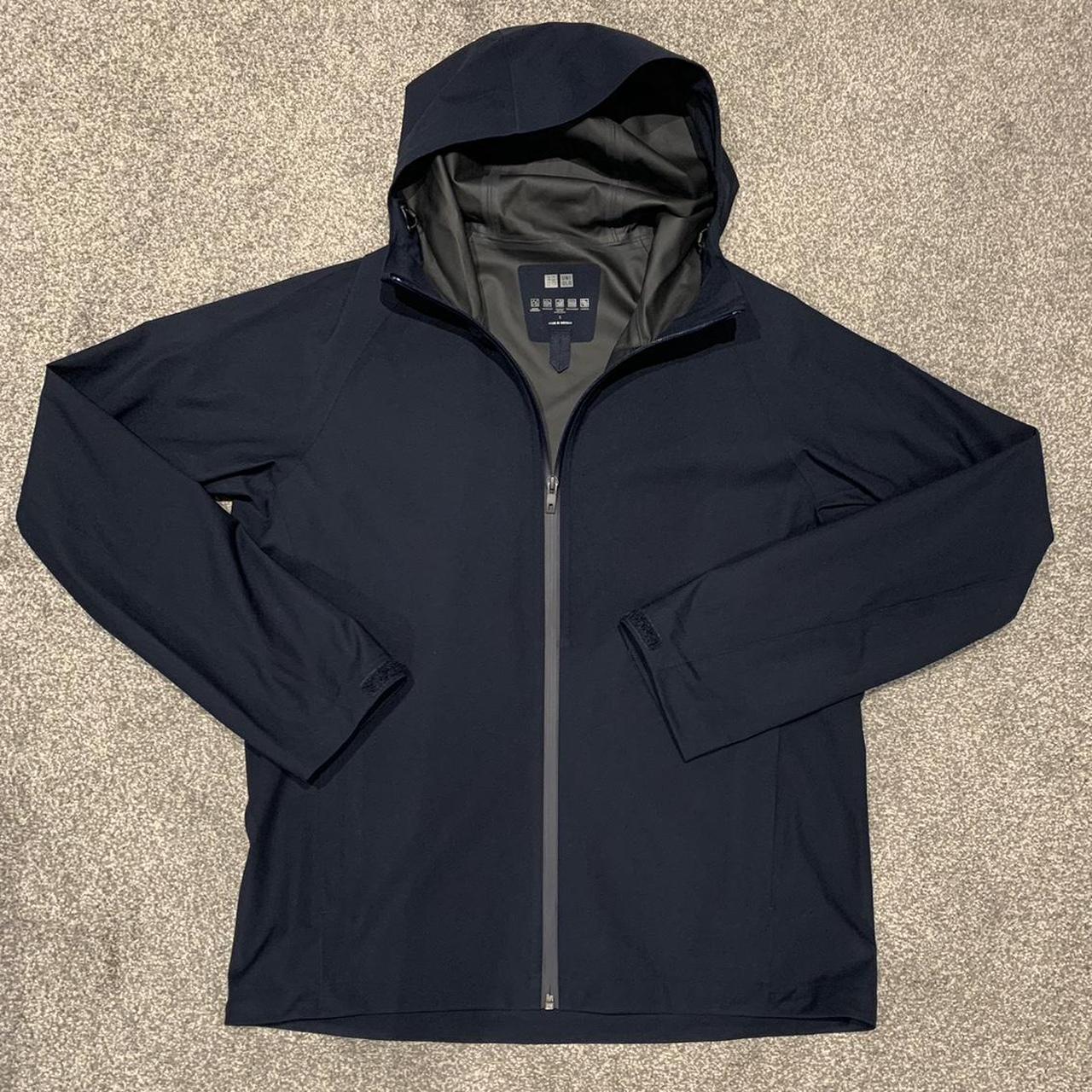 Uniqlo windbreaker parka blocktech 3d navy Got in S - Depop